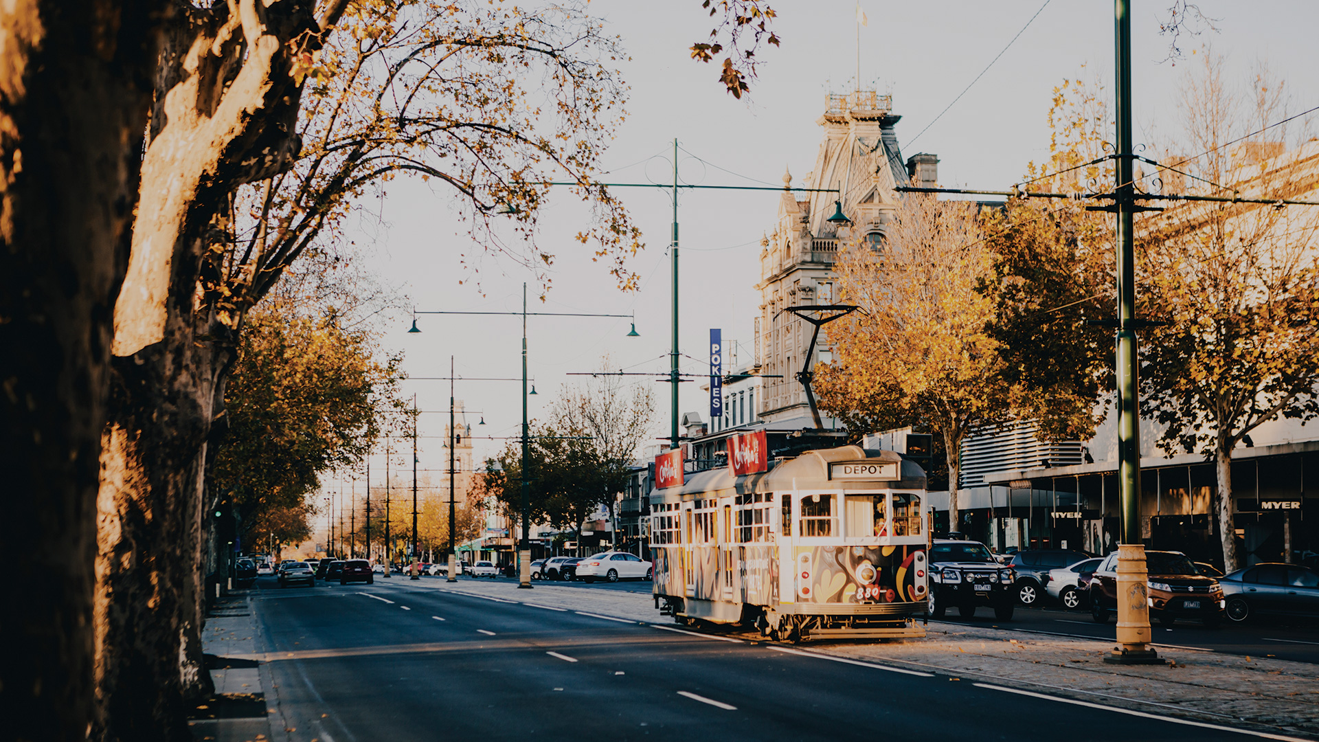 Tram - Bendigo Lakeside Accommodation